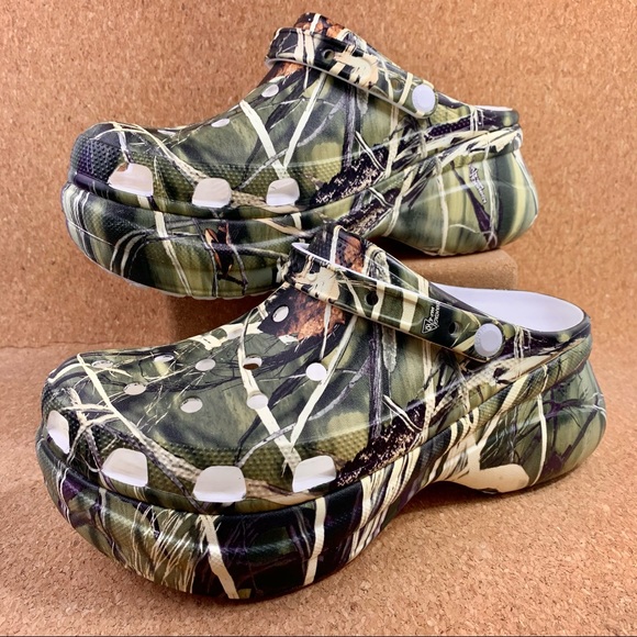 CROCS | Shoes | Crocs Womens Classic Bae Realtree Camo Platform Clog ...